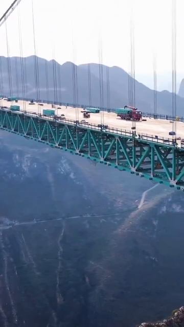 Китай Построил Самый ВЫСОКИЙ мост в мире в провинции Гуйчжоу