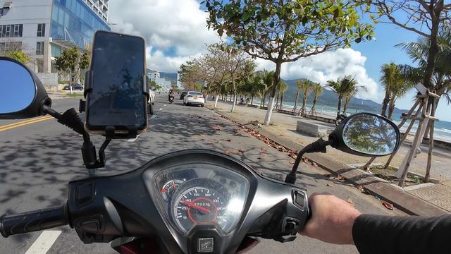 Дананг, Вьетнам, Поездка на мотобайке 17 февраля 2025 - Набережная.