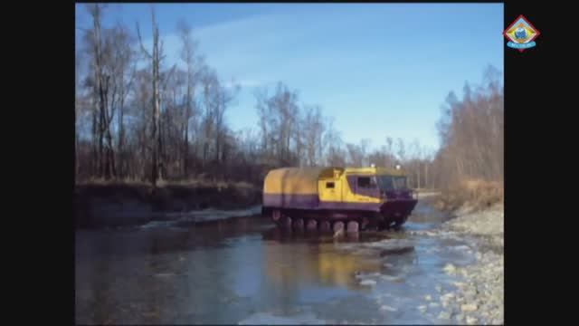 Гусеничный, плавающий вездеход ЧЕТРА ТМ-130