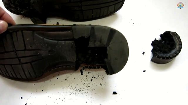 Poor quality shoes. Обувь низкого качества.