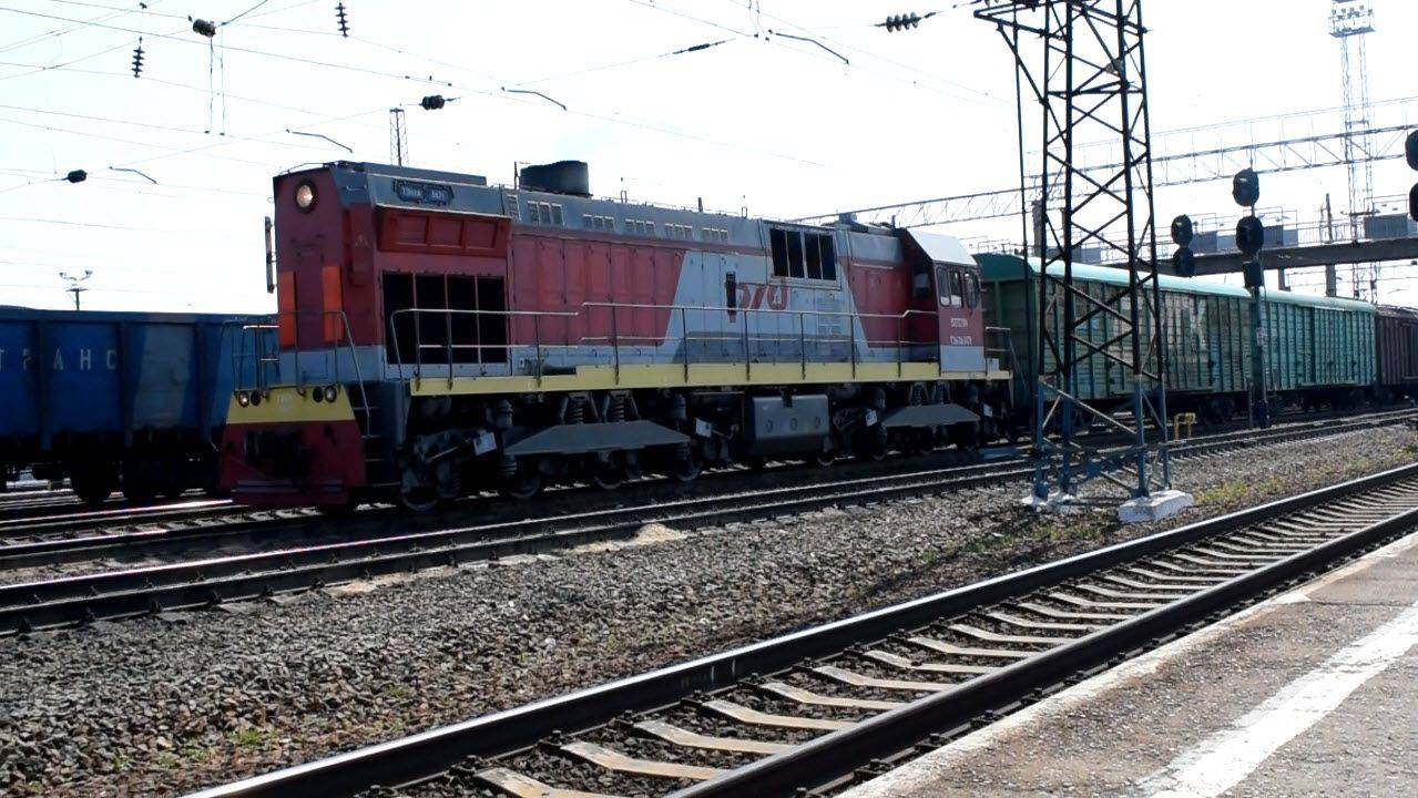 Тепловозы ТЭМ7А-0471 и ТЭМ7А-0415