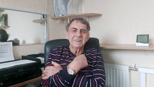 Политические шоу Вот перешлите это видео всем знакомым.  Поинтересуйтесь.   Прав Я  ?