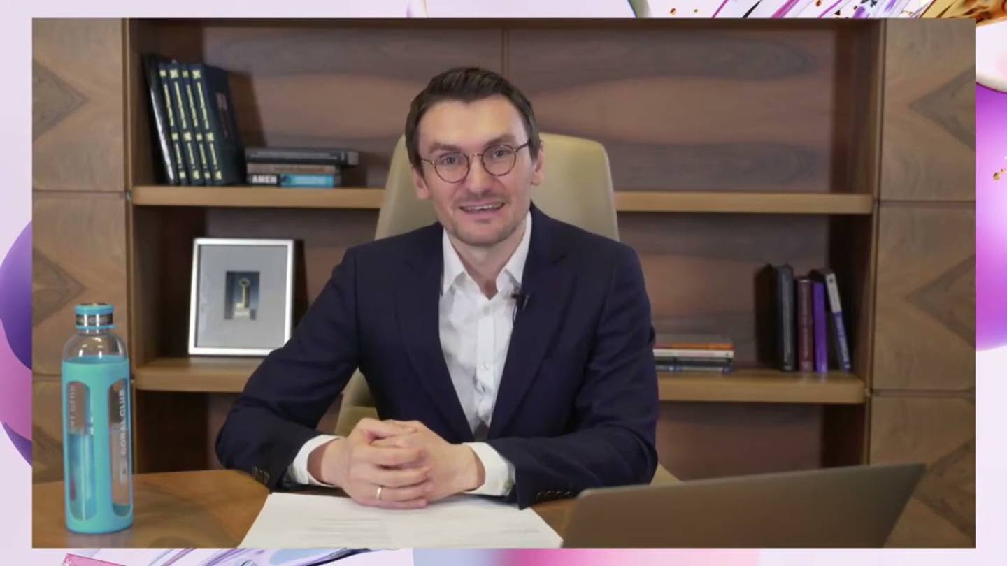 Сергей Семенченко, член СД Coral club, на встрече со специалистами в сфере бьюти и ЗОЖ