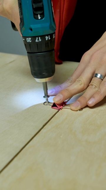 Лайфхак для столяров: забудь про петли!