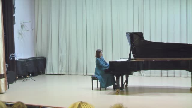 Татьяна Хаметшина (рояль) - Людвиг Ван Бетховен - "Соната №8, часть 2"