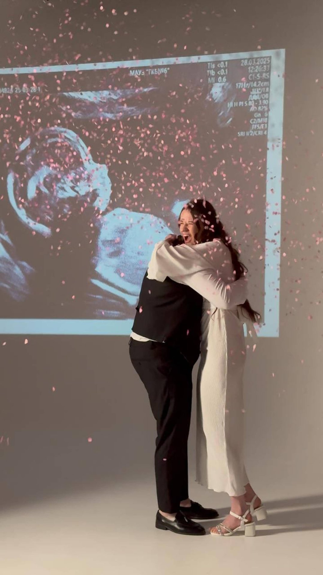 Голос ребенка на гендер пати - на фотосессии