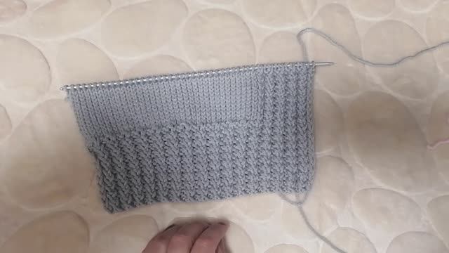 Красивая необычная резинка спицами