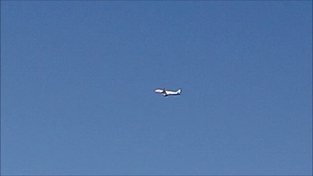 Самолет 
«Секрет жизни в том, чтобы семь раз упасть, но восемь раз подняться» – Пауло Коэльо.