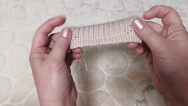 Итальянский набор петель спицами.