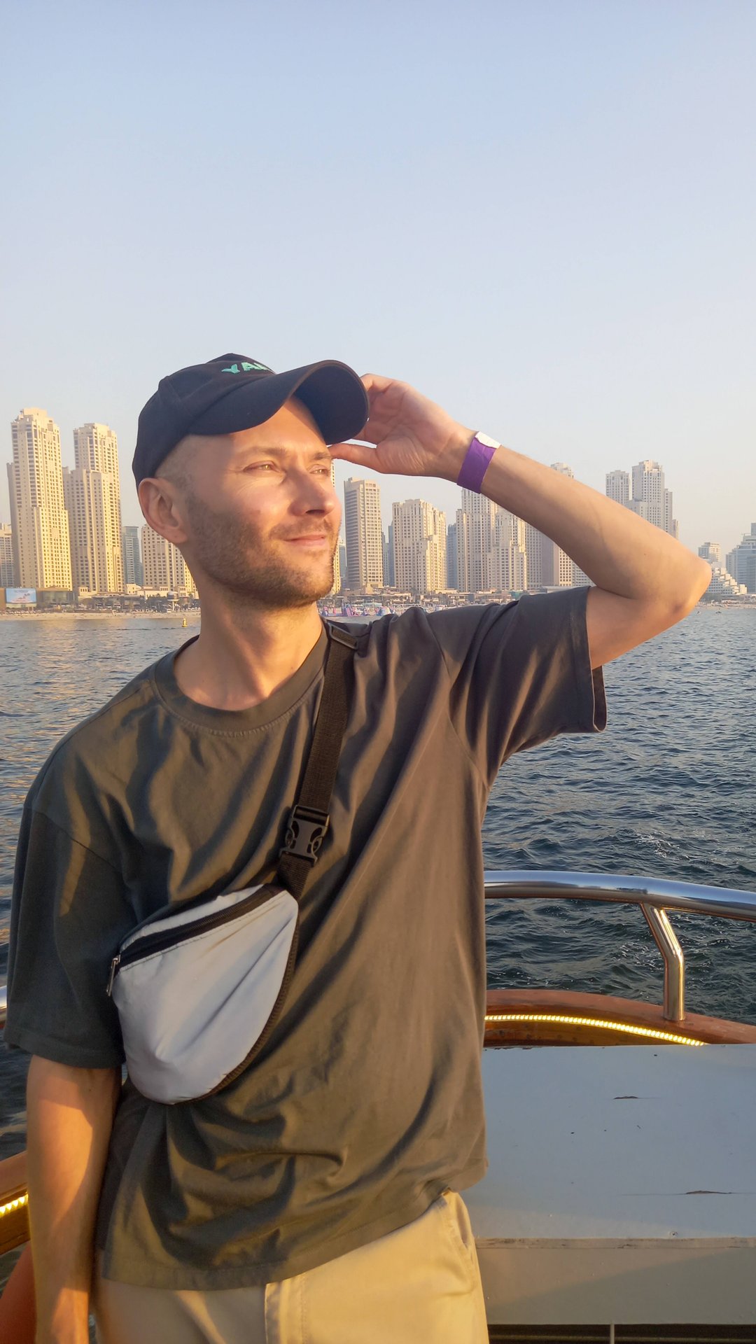 Дубай Марина ОАЭ 2025 Dubai Marina UAE Прогулка на корабле по гавани и ужин на закате