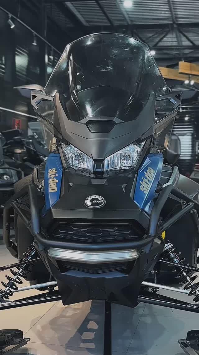 Снегоход BRP Ski-Doo Expedition SE 900 ACE!