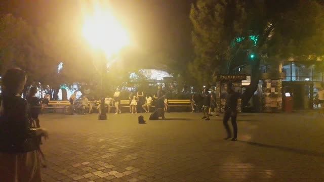 Крым / Алушта / Певец на набережной / песня восьмиклассница / Цой