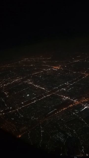 Таиланд, Бангкок, вид из самолета ночь. 03 марта 2025 г. w-velo.ru