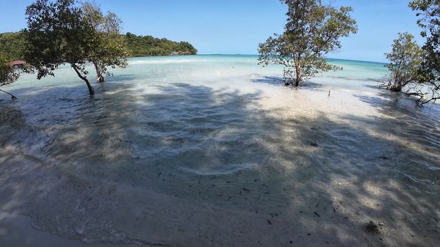 Остров Ко Ронг , Камбоджа, пляж. 28 февраля 2025 г. 2