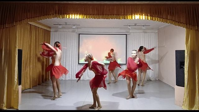 "Пламя", Исполняет: Образцовая хореографическая студия "Коктейль", 14 лет