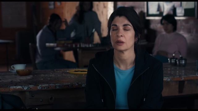 Попавшие в ловушку 1 серия «Мы живём во тьме» (сериал, 2025)