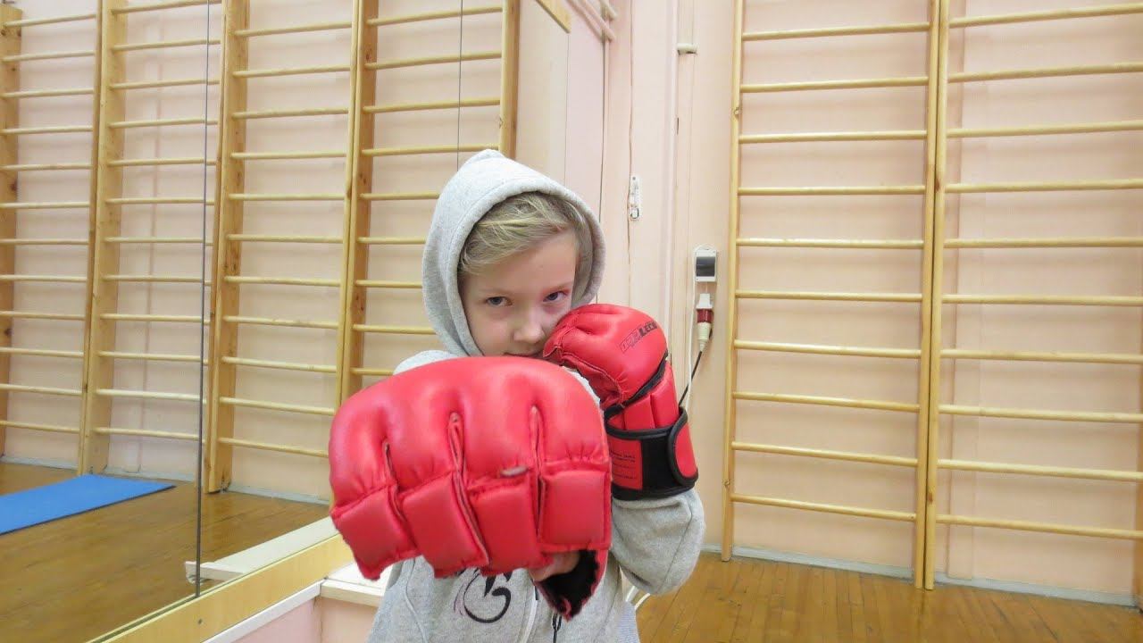 "Издевательство над ребёнком" - назвала этот ролик моя мама.