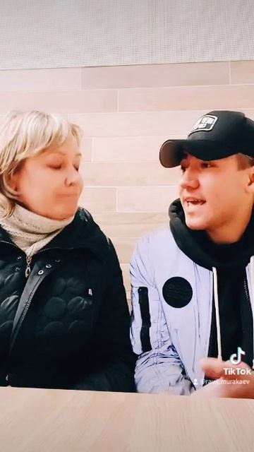 Немного покривляемся.