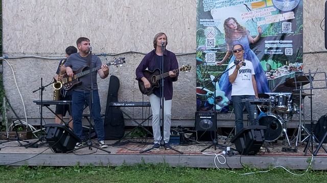 16 Фавориты луны,
Когда ты прячешь взгляд