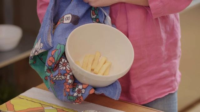 Go getter 3 unit 6 Grammar – We’ve brought dessert! (Part 2) – Mode- solve – Video and Audio