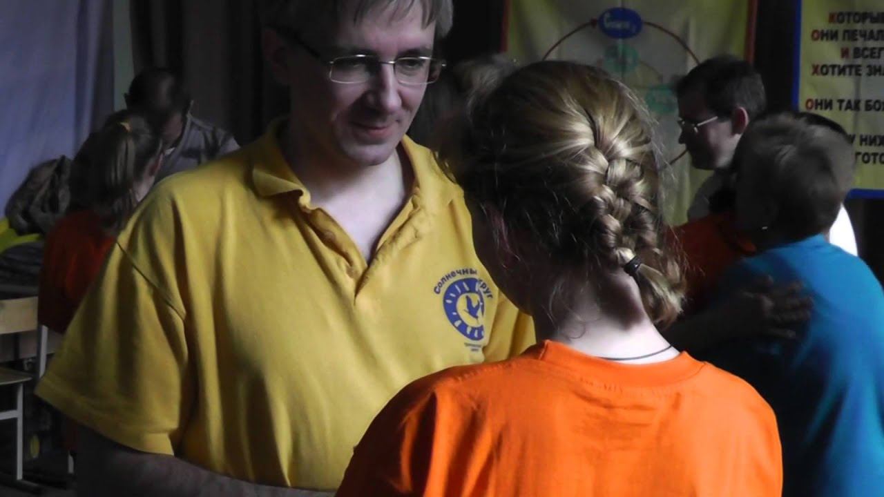 НО КАК НЕ ЛЮБЯ, СУМЕЕМ МЫ ПОНЯТЬ СЕБЯ...