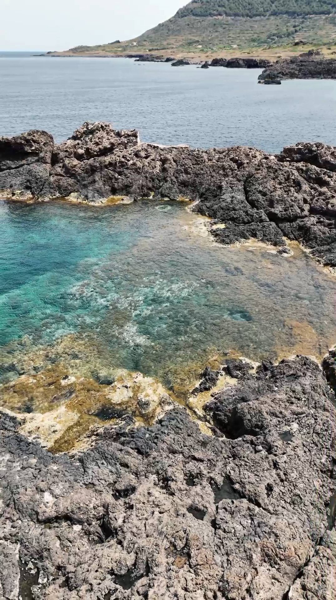 DJI MINI 4PRO . Италия о.Устика