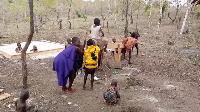 строим ДЕТСКУЮ ПЛОЩАДКУ В ЛЕСУ