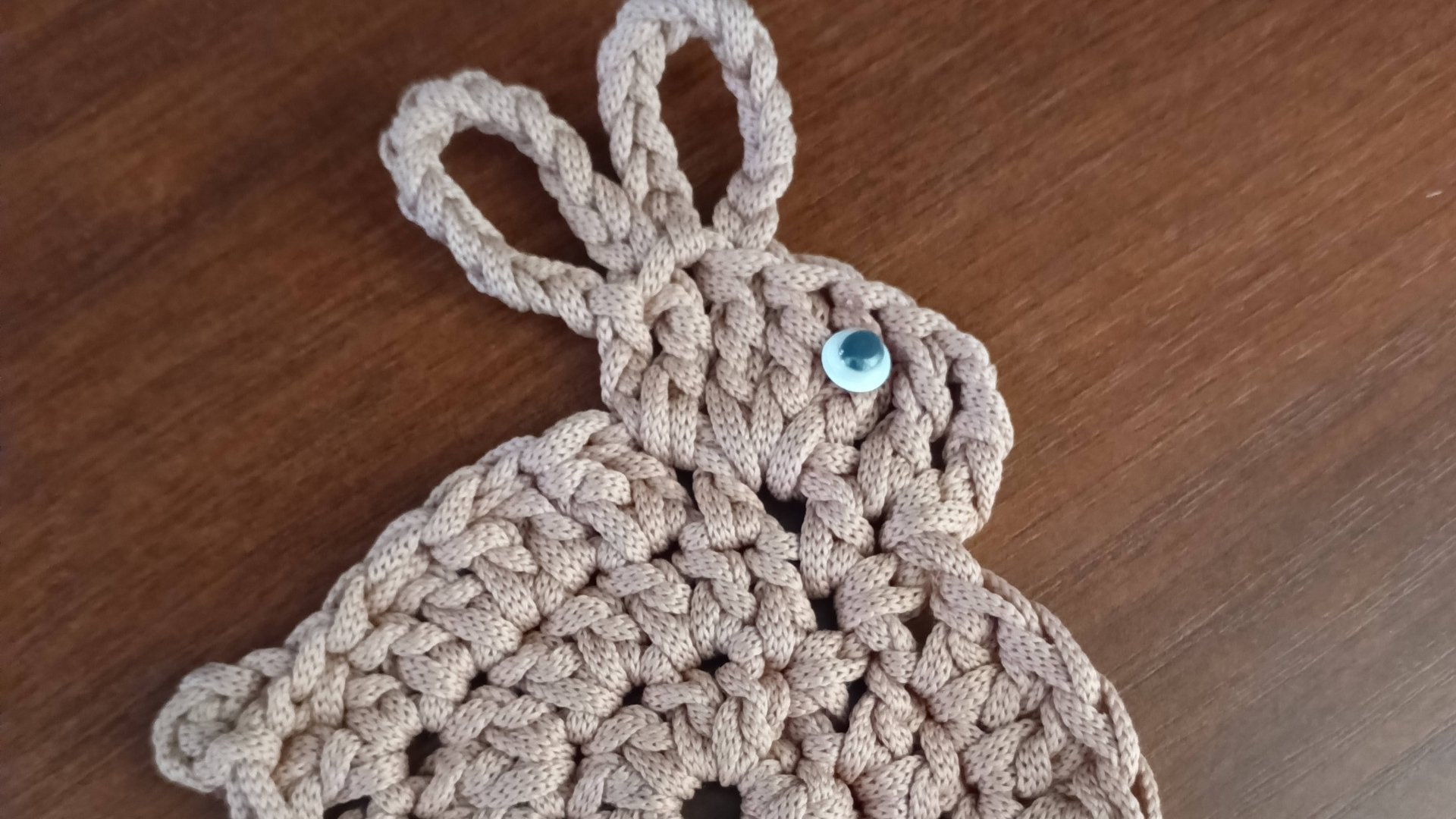 Часть 1 Пасхальный кролик подставка под чашку 
Мастер класс вяжем сами крючком