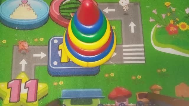 Как разобрать и собрать пирамидку для детей.