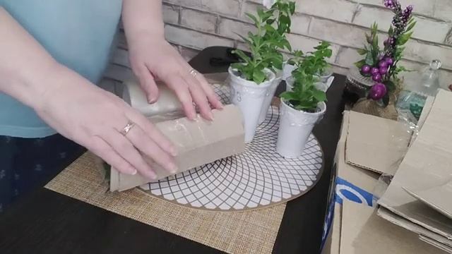 Как упаковать цветы для пересылки почтой