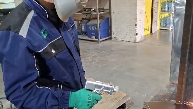 Лазерная очистка лестницы