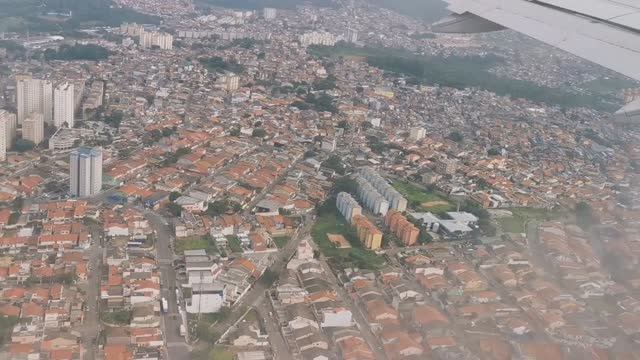 Приземление в аэропорту Гуральхос, Бразилия