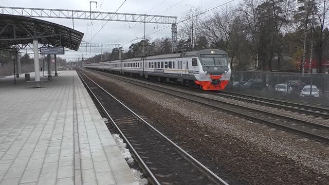 Электропоезд ЭД4М-0451 (ЦППК) скорый приг. поезд "Фирменный экспресс" №7042 Москва - Рязань-1.