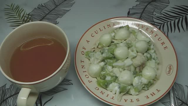 МЕНЮ  НА ПОХУДЕНИЕ С ПОДСЧЕТОМ КАЛОРИЙ  730  РЕЦЕПТ  САЛАТА НА УЖИН