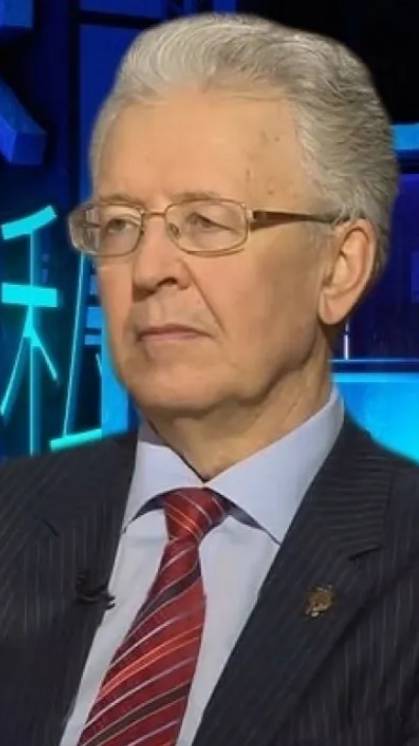 МЭФ 2025. Валентин Катасонов1 (4)