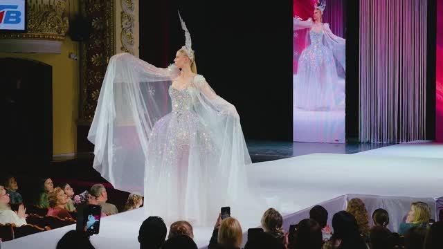 XXV Фестиваль моды «Платье города 2025». MALYAROVA OLGA