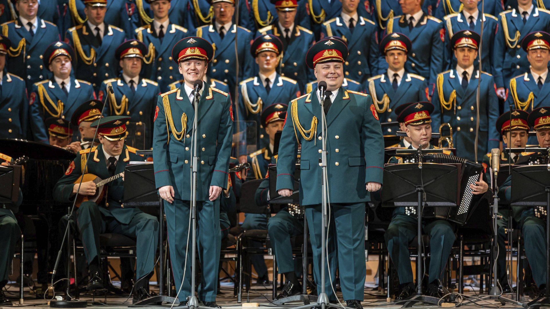 «Смуглянка», солисты – Алексей Скачков и Роман Валутов, март 2025