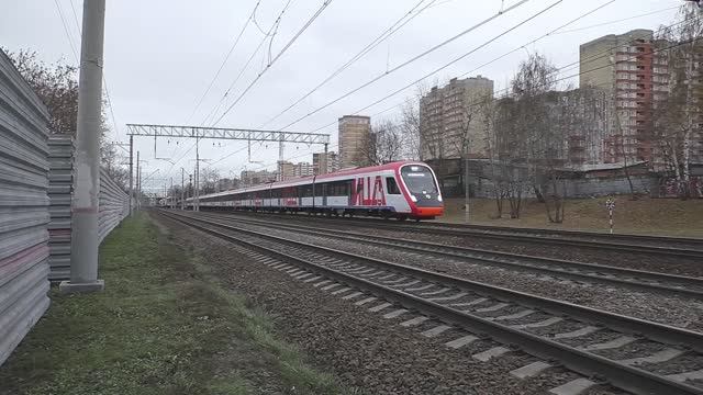 Электропоезд ЭГЭ2Тв-018 "Иволга 3.0" (аренда ЦППК) приг. поезд №7311/7312 Ипподром - Зеленоград.