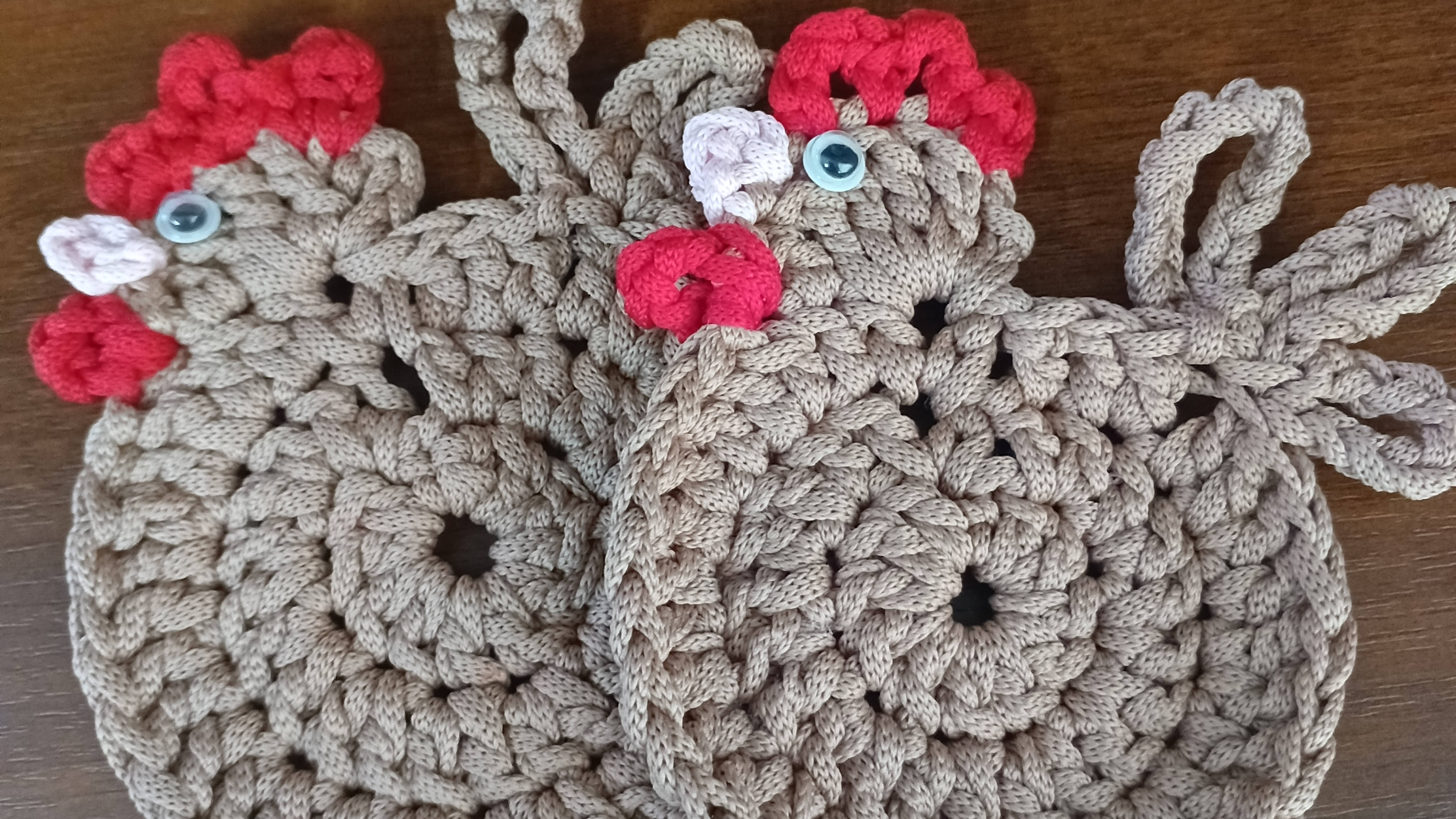 Пасхальная курочка подставка под чашку Часть2