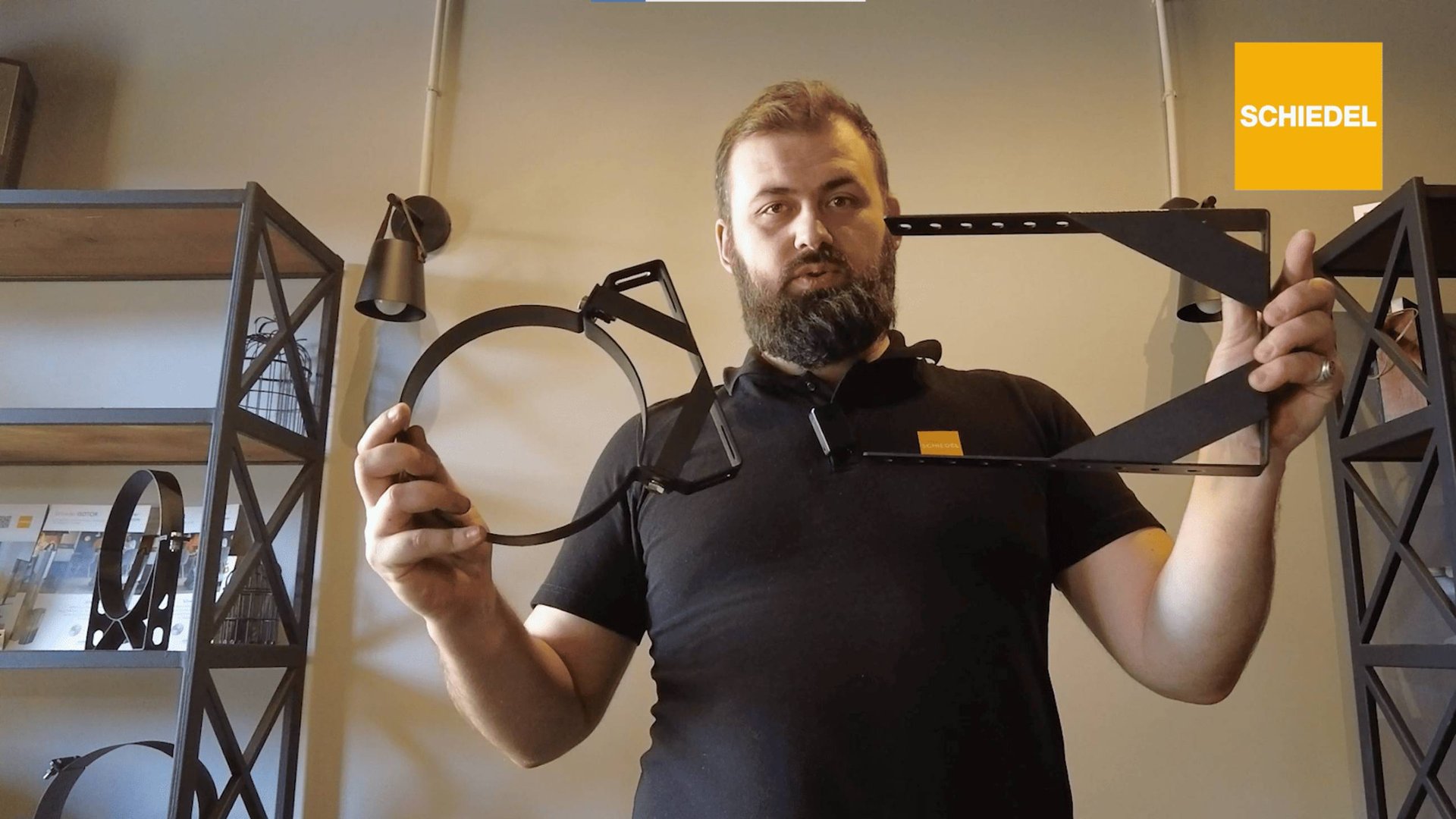 Стеновые хомуты, опорные консоли, стержни для армирования и др. аксессуары для крепления дымохода