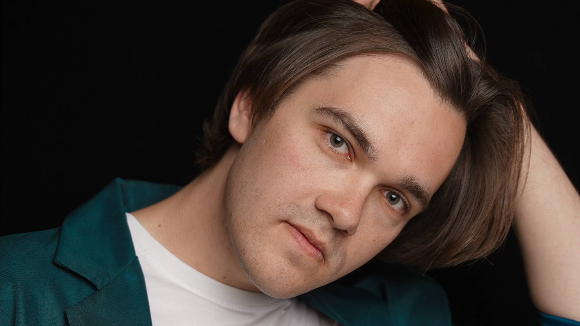 Артемьев Антон 26 лет Визитка База 2025_03