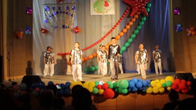 Танец "Русская рать" - группа "Кидсбэнд" - руководитель Надежда Матвеева