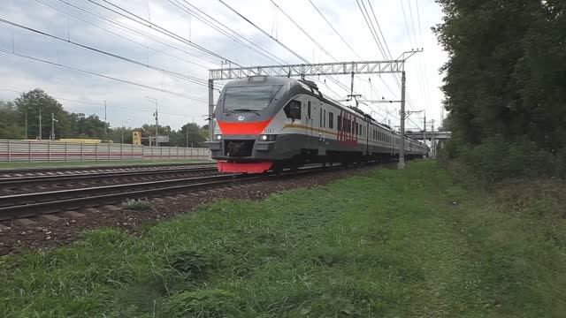 Электропоезд ЭП2Д-0181 (ЦППК) пригородный поезд №6601 Панки - Москва (Казанский вокзал).