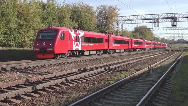 Электропоезд ЭД4МКМ-АЭРО-0001 (ТЧ-50) приг. поезд "Аэроэкспресс" №7144 а/п Домодедово - Москва.