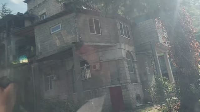 Город Гагра (Абхазия) / Вид на дорогу из  экскурсионного автобуса