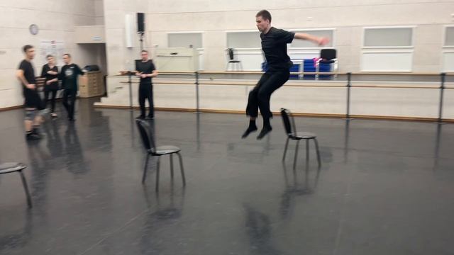 УПРАЖНЕНИЕ НА РАЗВИТИЕ ПРЫГУЧЕСТИ