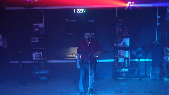 караоке на песню М.Круга-Пусти меня ты мама