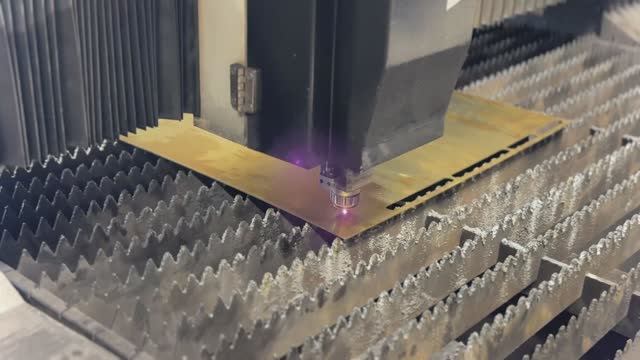 Металлообработка и производство деталей на заказ в Ярославле