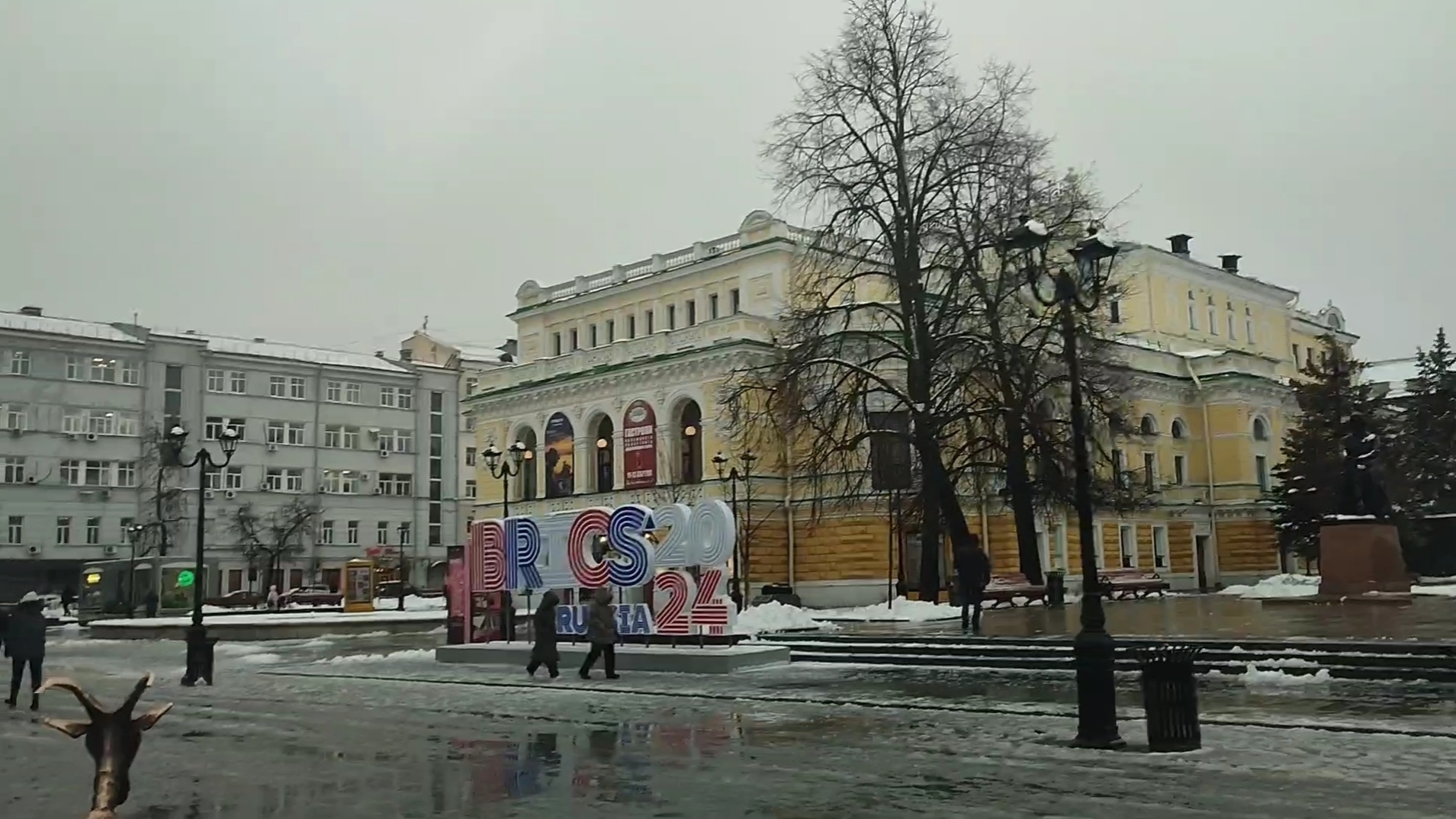 Большая Покровская в Нижнем Новгороде днём