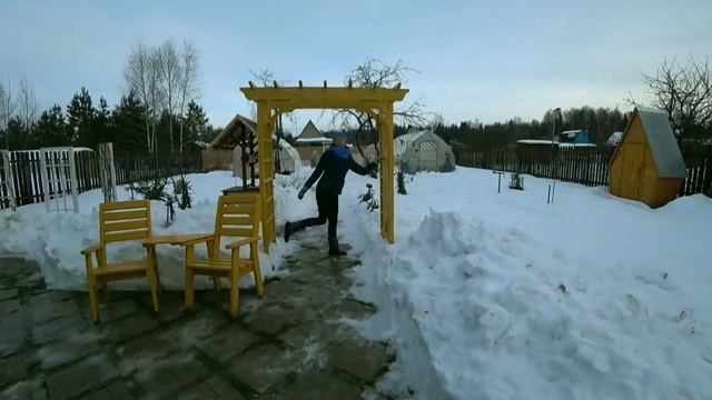 6 соток в январе 2021 года. Сделала каркас для цоколя и детали для циркуля (изготавливать фонтан)